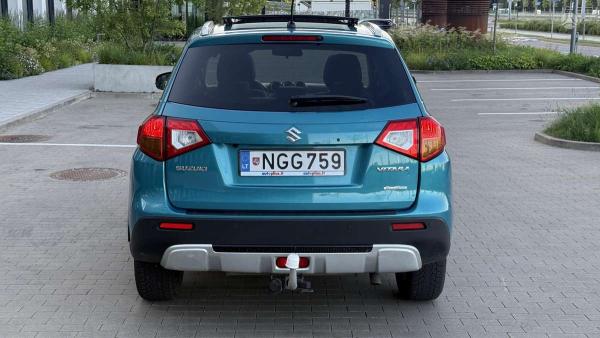 Blue Suzuki Vitara 2017 in Vilnius, with an engine capacity of 1.60 L and mileage of 274 thousand km for 8800 €, photo 7 on AUTOMOTO.COM.LV