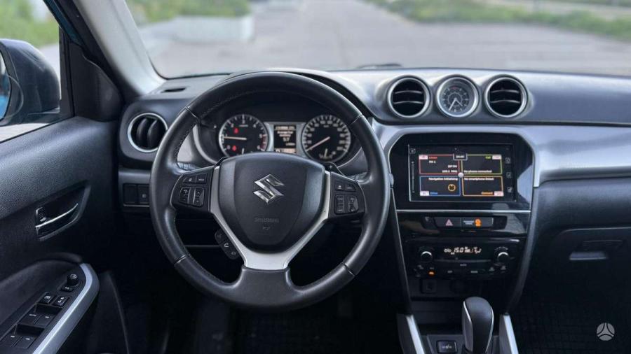 Blue Suzuki Vitara 2017 in Vilnius, with an engine capacity of 1.60 L and mileage of 274 thousand km for 8800 €, photo 15 on AUTOMOTO.COM.LV