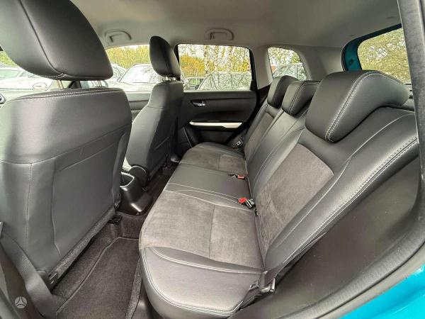 Suzuki Vitara 2017 in Siauliai on AUTOMOTO.COM.LV Blue Suzuki Vitara 2017 in Siauliai, with an engine capacity of 1.60 L and mileage of 247 thousand km for 7990 β¬, photo 10 on AUTOMOTO.COM.LV