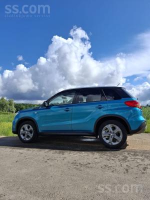 Blue Suzuki Vitara 2018 in Riga, with an engine capacity of 1.60 L and mileage of 29 thousand km for 13300 €, photo 3 on AUTOMOTO.COM.LV