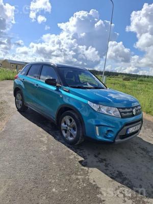 Blue Suzuki Vitara 2018 in Riga, with an engine capacity of 1.60 L and mileage of 29 thousand km for 13300 €, photo 5 on AUTOMOTO.COM.LV
