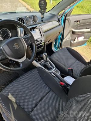 Blue Suzuki Vitara 2018 in Riga, with an engine capacity of 1.60 L and mileage of 29 thousand km for 13300 €, photo 8 on AUTOMOTO.COM.LV