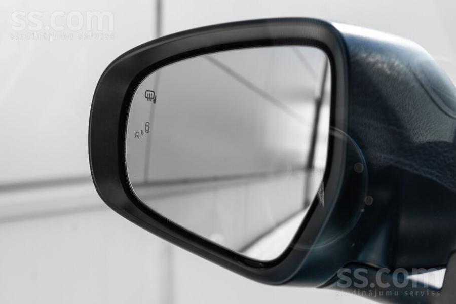 Zils Suzuki Vitara 2019 Rīga, ar dzinēja tilpumu 1.40 L un nobraukumu 149 tūkst. km par 13990 €, foto 5 vietnē AUTOMOTO.COM.LV
