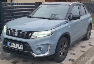 Blue Suzuki Vitara 2021 in Riga, with an engine capacity of 1.40 L and mileage of 68 thousand km for 15800 €, photo 3 on AUTOMOTO.COM.LV