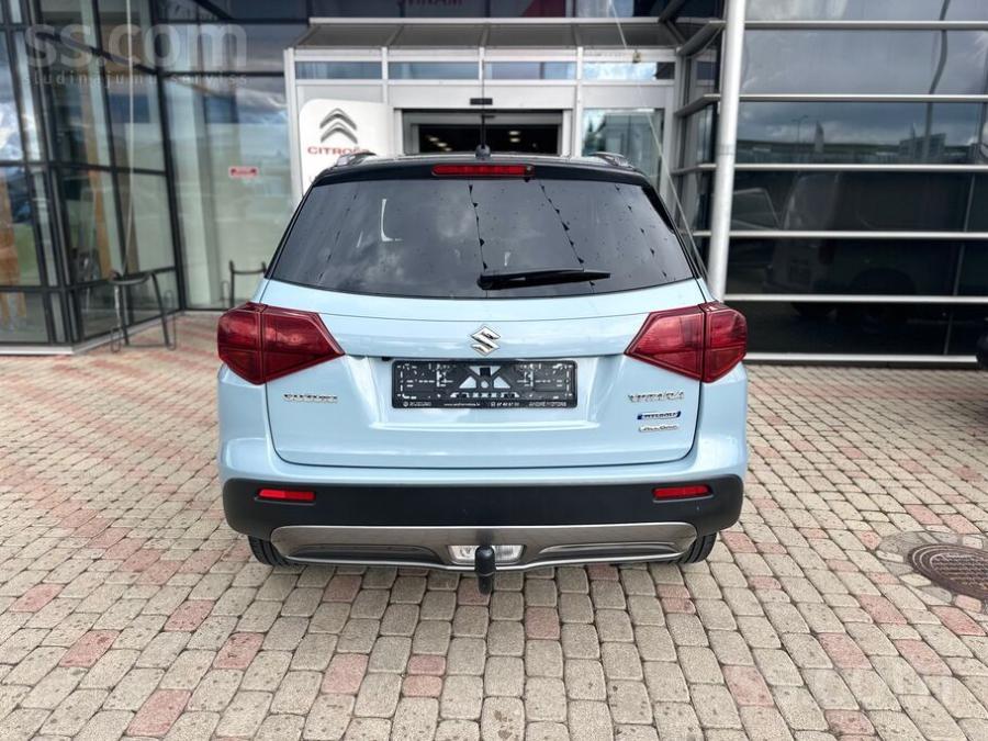 Blue Suzuki Vitara 2021 in Riga, with an engine capacity of 1.40 L and mileage of 57 thousand km for 14990 €, photo 7 on AUTOMOTO.COM.LV