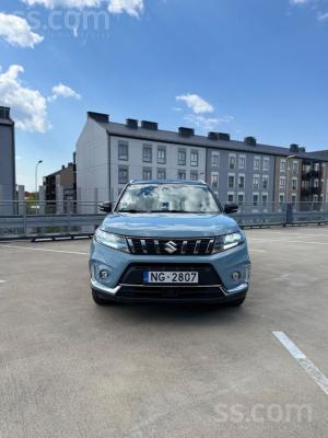 Zils Suzuki Vitara 2022 Rīga, ar dzinēja tilpumu 1.50 L un nobraukumu 151 tūkst. km par 15500 €, foto 3 vietnē AUTOMOTO.COM.LV