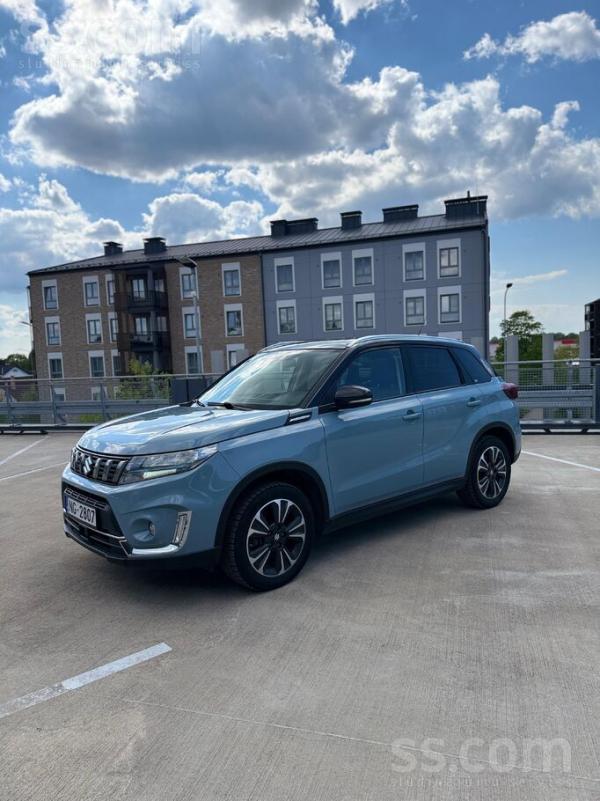 Zils Suzuki Vitara 2022 Rīga, ar dzinēja tilpumu 1.50 L un nobraukumu 151 tūkst. km par 15500 €, foto 3 vietnē AUTOMOTO.COM.LV