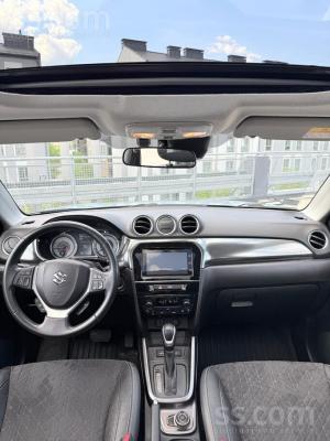 Zils Suzuki Vitara 2022 Rīga, ar dzinēja tilpumu 1.50 L un nobraukumu 151 tūkst. km par 15500 €, foto 12 vietnē AUTOMOTO.COM.LV