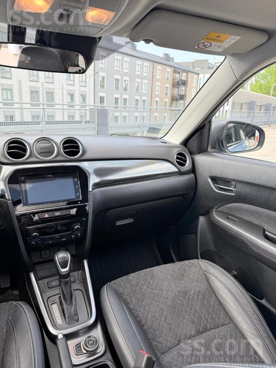 Zils Suzuki Vitara 2022 Rīga, ar dzinēja tilpumu 1.50 L un nobraukumu 151 tūkst. km par 15500 €, foto 14 vietnē AUTOMOTO.COM.LV