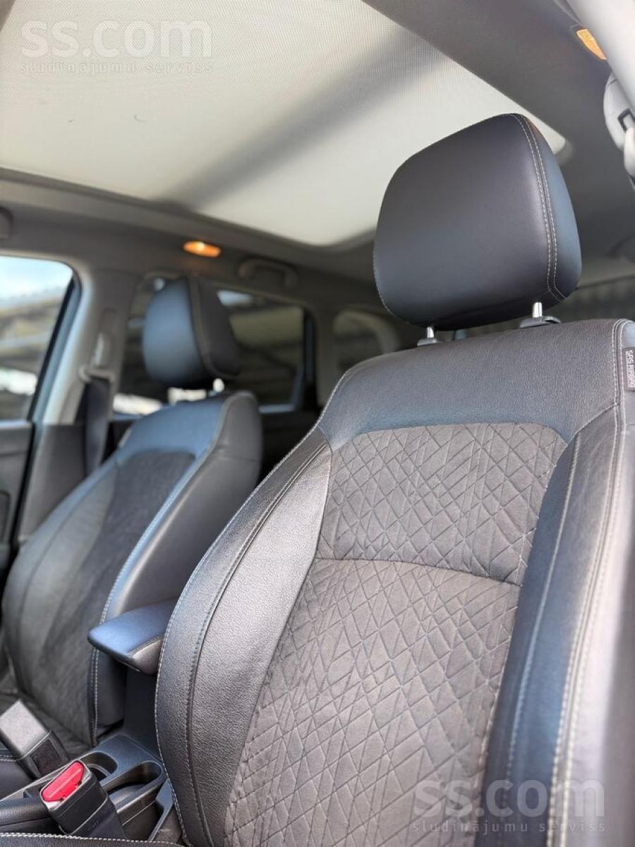 Zils Suzuki Vitara 2022 Rīga, ar dzinēja tilpumu 1.50 L un nobraukumu 151 tūkst. km par 15500 €, foto 21 vietnē AUTOMOTO.COM.LV