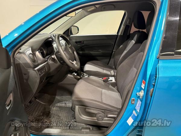Сузуки Витара 2017 в Таллин на AUTOMOTO.COM.LV Синий Сузуки Витара 2017 в Таллин, объемом двигателя 1.60 л и пробегом 88 тыс. км за 7900 €, фото 7 на AUTOMOTO.COM.LV