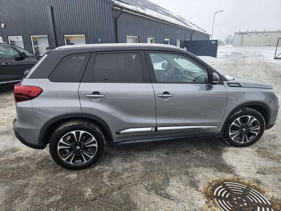Brūns Suzuki Vitara 2018 Tauragė, ar dzinēja tilpumu 1.40 L un nobraukumu 210 tūkst. km par 9000 €, foto 2 vietnē AUTOMOTO.COM.LV