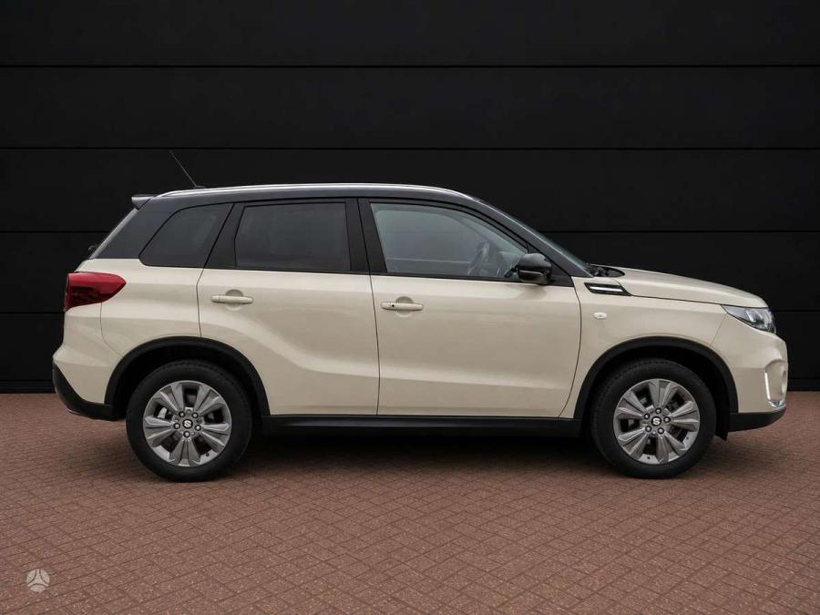 Brown Suzuki Vitara 2022 in Vilnius, with an engine capacity of 1.46 L and mileage of 123 thousand km for 17550 €, photo 5 on AUTOMOTO.COM.LV
