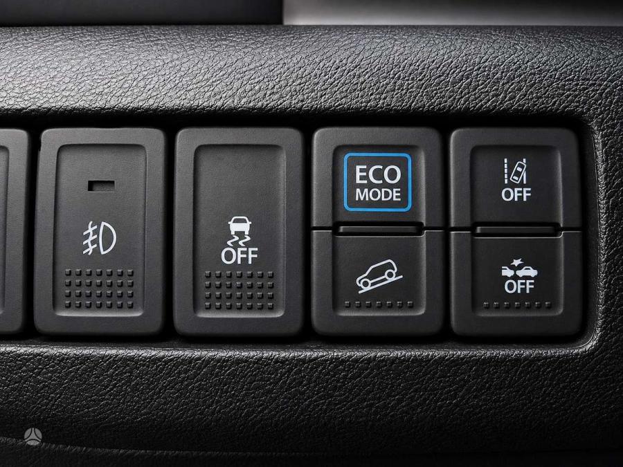 Brown Suzuki Vitara 2022 in Vilnius, with an engine capacity of 1.46 L and mileage of 123 thousand km for 17550 €, photo 14 on AUTOMOTO.COM.LV