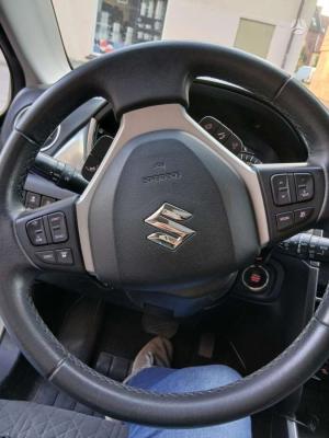 Brūns Suzuki Vitara 2019 Klaipėda, ar dzinēja tilpumu 1.37 L un nobraukumu 72 tūkst. km par 16200 €, foto 9 vietnē AUTOMOTO.COM.LV