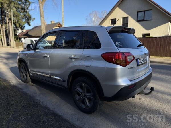 Suzuki Vitara 2015 Rīga, ar dzinēja tilpumu 1.60 L un nobraukumu 0 tūkst. km par 8400 €, foto 9 vietnē AUTOMOTO.COM.LV