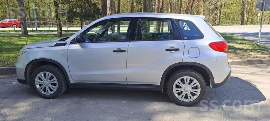 Suzuki Vitara 2016 in Riga, with an engine capacity of 1.60 L and mileage of 262 thousand km for 7000 €, photo 1 on AUTOMOTO.COM.LV