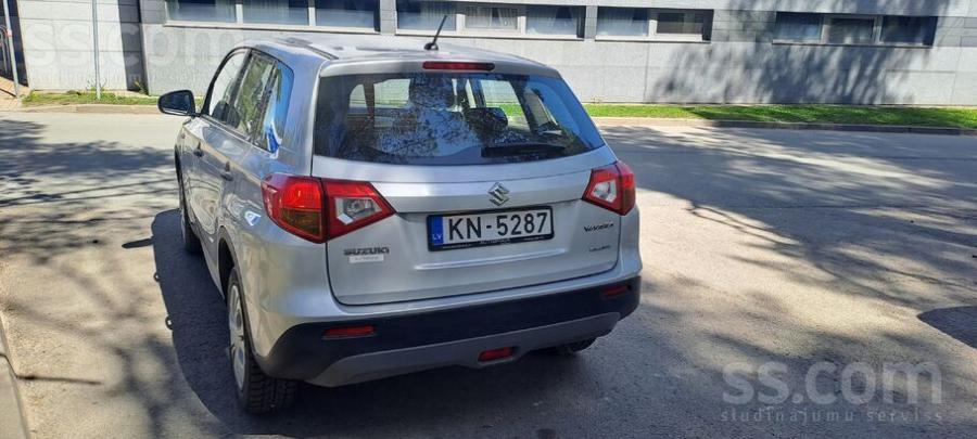 Suzuki Vitara 2016 in Riga, with an engine capacity of 1.60 L and mileage of 262 thousand km for 7000 €, photo 5 on AUTOMOTO.COM.LV