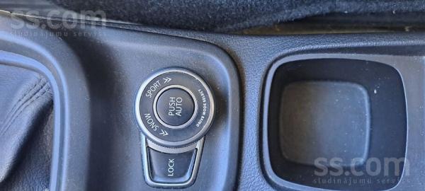 Suzuki Vitara 2016 in Riga, with an engine capacity of 1.60 L and mileage of 262 thousand km for 7000 €, photo 9 on AUTOMOTO.COM.LV