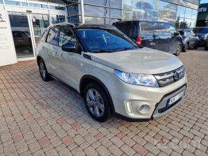 Suzuki Vitara 2016 in Riga, with an engine capacity of 1.60 L and mileage of 155 thousand km for 8500 €, photo 4 on AUTOMOTO.COM.LV