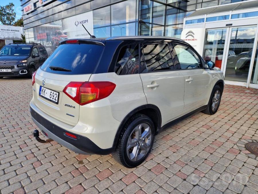 Suzuki Vitara 2016 in Riga, with an engine capacity of 1.60 L and mileage of 155 thousand km for 8500 €, photo 5 on AUTOMOTO.COM.LV