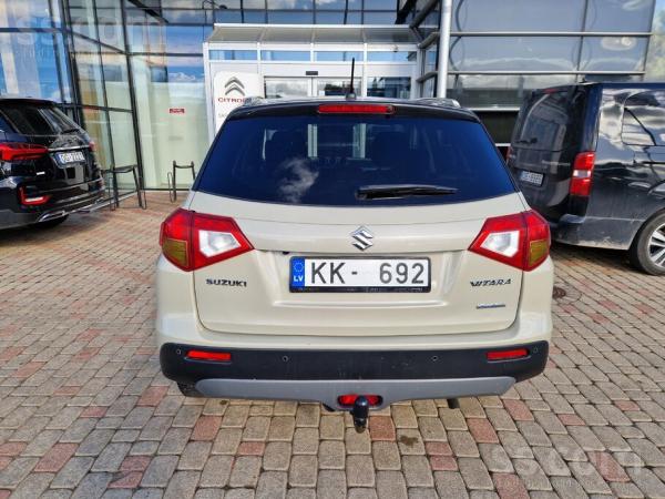 Suzuki Vitara 2016 in Riga, with an engine capacity of 1.60 L and mileage of 155 thousand km for 8500 €, photo 6 on AUTOMOTO.COM.LV