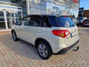 Suzuki Vitara 2016 in Riga, with an engine capacity of 1.60 L and mileage of 155 thousand km for 8500 €, photo 7 on AUTOMOTO.COM.LV