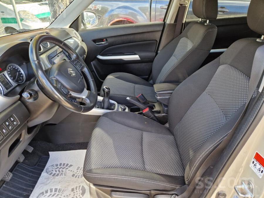 Suzuki Vitara 2016 in Riga, with an engine capacity of 1.60 L and mileage of 155 thousand km for 8500 €, photo 9 on AUTOMOTO.COM.LV