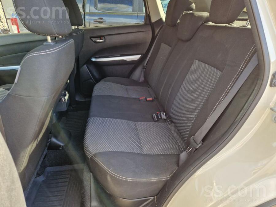 Suzuki Vitara 2016 in Riga, with an engine capacity of 1.60 L and mileage of 155 thousand km for 8500 €, photo 10 on AUTOMOTO.COM.LV