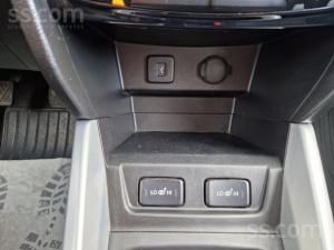 Suzuki Vitara 2016 in Riga, with an engine capacity of 1.60 L and mileage of 155 thousand km for 8500 €, photo 16 on AUTOMOTO.COM.LV