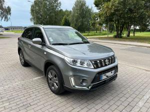 Suzuki Vitara 2019 in Taurage, with an engine capacity of 1.00 L and mileage of 134 thousand km for 8900 €, photo  on AUTOMOTO.COM.LV
