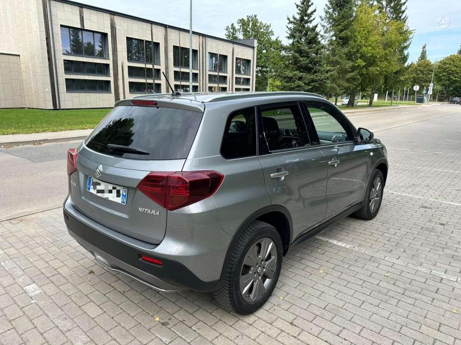 Suzuki Vitara 2019 Tauragė, ar dzinēja tilpumu 1.00 L un nobraukumu 134 tūkst. km par 8900 €, foto 8 vietnē AUTOMOTO.COM.LV