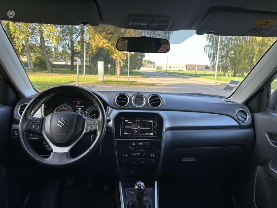 Suzuki Vitara 2019 in Taurage, with an engine capacity of 1.00 L and mileage of 134 thousand km for 8700 €, photo 16 on AUTOMOTO.COM.LV