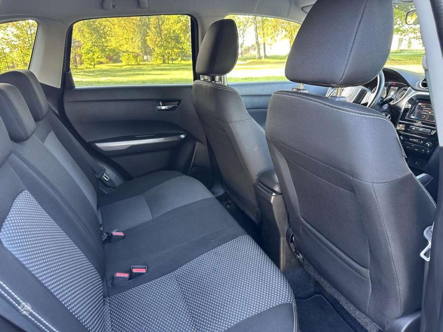 Suzuki Vitara 2019 in Taurage, with an engine capacity of 1.00 L and mileage of 134 thousand km for 8700 €, photo 21 on AUTOMOTO.COM.LV