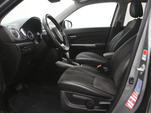 Suzuki Vitara 2021 Viļņa, ar dzinēja tilpumu 1.40 L un nobraukumu 107 tūkst. km par 17499 €, foto 4 vietnē AUTOMOTO.COM.LV