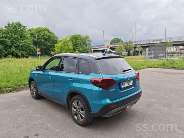 Suzuki Vitara 2022 Rīga, ar dzinēja tilpumu 1.40 L un nobraukumu 32 tūkst. km par 16950 €, foto 3 vietnē AUTOMOTO.COM.LV