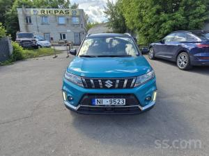 Сузуки Витара 2022 в Рига, объемом двигателя 1.40 л и пробегом 32 тыс. км за 16490 €, фото 4 на AUTOMOTO.COM.LV