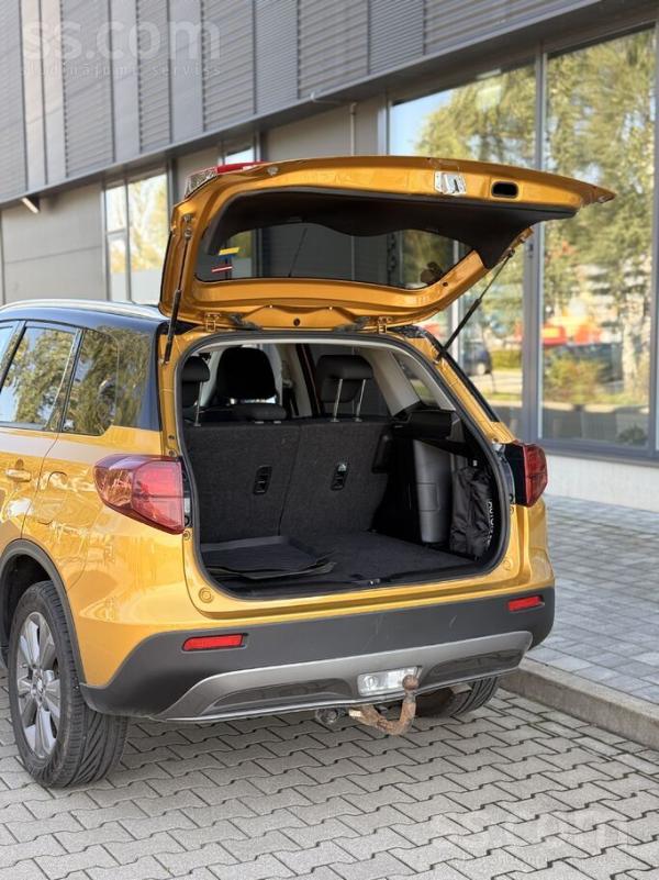 Suzuki Vitara 2023 in Riga, with an engine capacity of 1.50 L and mileage of 77 thousand km for 17499 €, photo 7 on AUTOMOTO.COM.LV