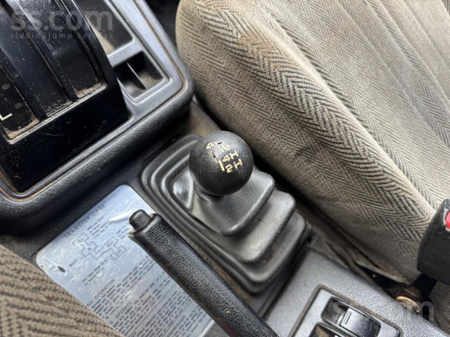 Zaļš Suzuki Vitara 1995 Rīga, ar dzinēja tilpumu 1.60 L un nobraukumu 320 tūkst. km par 3100 €, foto 9 vietnē AUTOMOTO.COM.LV