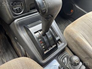 Zaļš Suzuki Vitara 1995 Rīga, ar dzinēja tilpumu 1.60 L un nobraukumu 320 tūkst. km par 3100 €, foto 10 vietnē AUTOMOTO.COM.LV