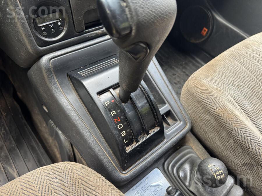 Zaļš Suzuki Vitara 1995 Rīga, ar dzinēja tilpumu 1.60 L un nobraukumu 320 tūkst. km par 3100 €, foto 10 vietnē AUTOMOTO.COM.LV