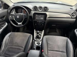 Pelēks Suzuki Vitara 2015 Šauļi, ar dzinēja tilpumu 1.60 L un nobraukumu 240 tūkst. km par 7400 €, foto 16 vietnē AUTOMOTO.COM.LV