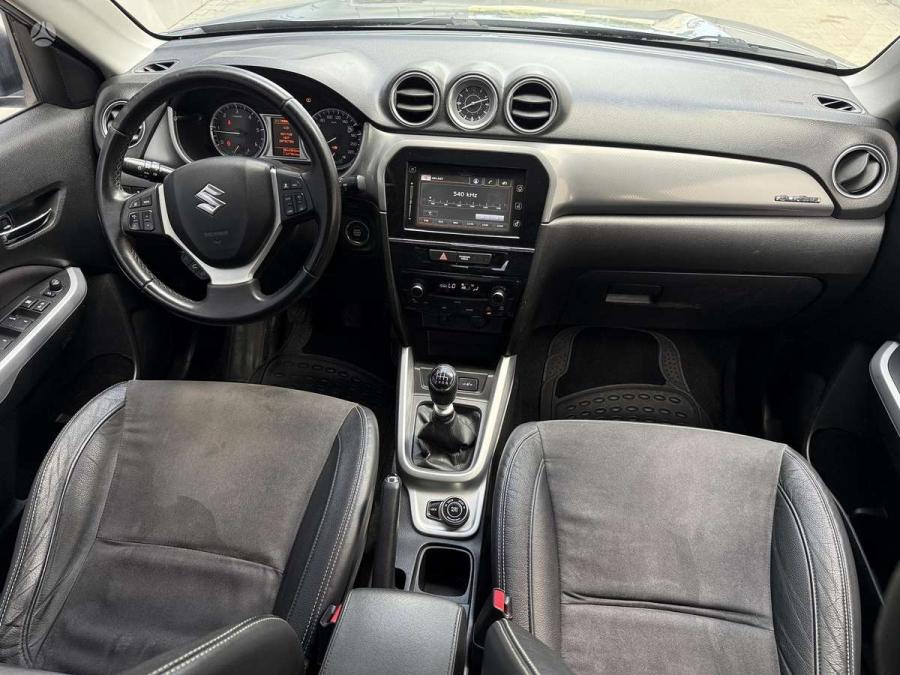 Pelēks Suzuki Vitara 2015 Šauļi, ar dzinēja tilpumu 1.60 L un nobraukumu 240 tūkst. km par 7400 €, foto 16 vietnē AUTOMOTO.COM.LV