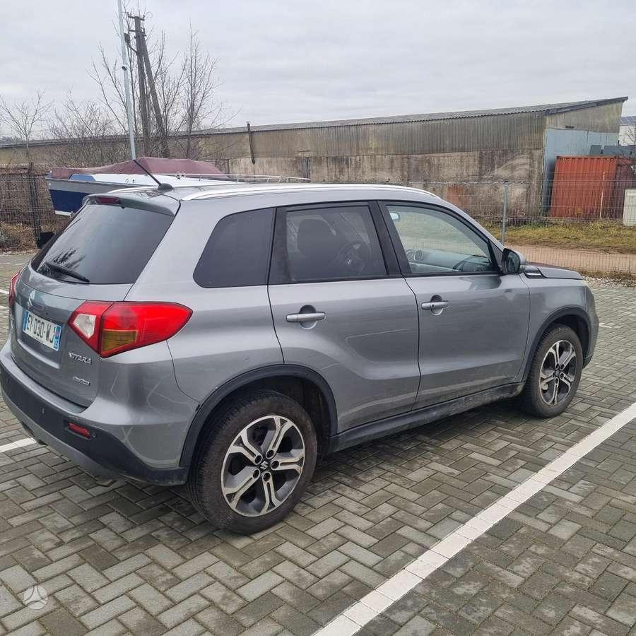 Pelēks Suzuki Vitara 2018 Tauragė, ar dzinēja tilpumu 1.60 L un nobraukumu 240 tūkst. km par 7500 €, foto 3 vietnē AUTOMOTO.COM.LV