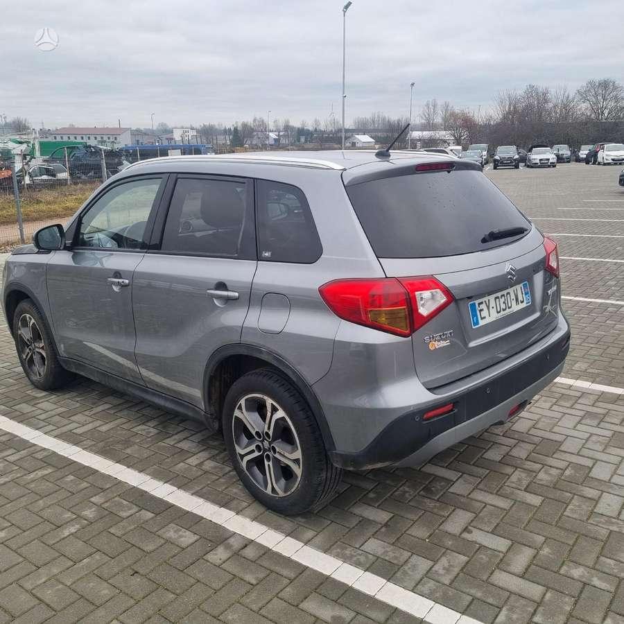 Pelēks Suzuki Vitara 2018 Tauragė, ar dzinēja tilpumu 1.60 L un nobraukumu 240 tūkst. km par 7500 €, foto 4 vietnē AUTOMOTO.COM.LV