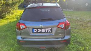 Pelēks Suzuki Vitara 2018 Viļņa, ar dzinēja tilpumu 1.37 L un nobraukumu 143 tūkst. km par 7000 €, foto 3 vietnē AUTOMOTO.COM.LV