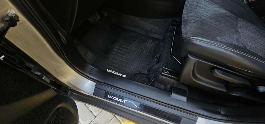 Pelēks Suzuki Vitara 2018 Klaipėda, ar dzinēja tilpumu 1.40 L un nobraukumu 229 tūkst. km par 11500 €, foto 28 vietnē AUTOMOTO.COM.LV