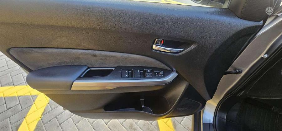 Pelēks Suzuki Vitara 2018 Klaipėda, ar dzinēja tilpumu 1.40 L un nobraukumu 229 tūkst. km par 11500 €, foto 30 vietnē AUTOMOTO.COM.LV