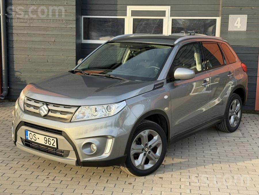 Grey Suzuki Vitara 2018 in Cesis, with an engine capacity of 1.60 L and mileage of 145 thousand km for 9950 €, photo 1 on AUTOMOTO.COM.LV
