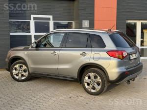Grey Suzuki Vitara 2018 in Cesis, with an engine capacity of 1.60 L and mileage of 145 thousand km for 9950 €, photo 10 on AUTOMOTO.COM.LV